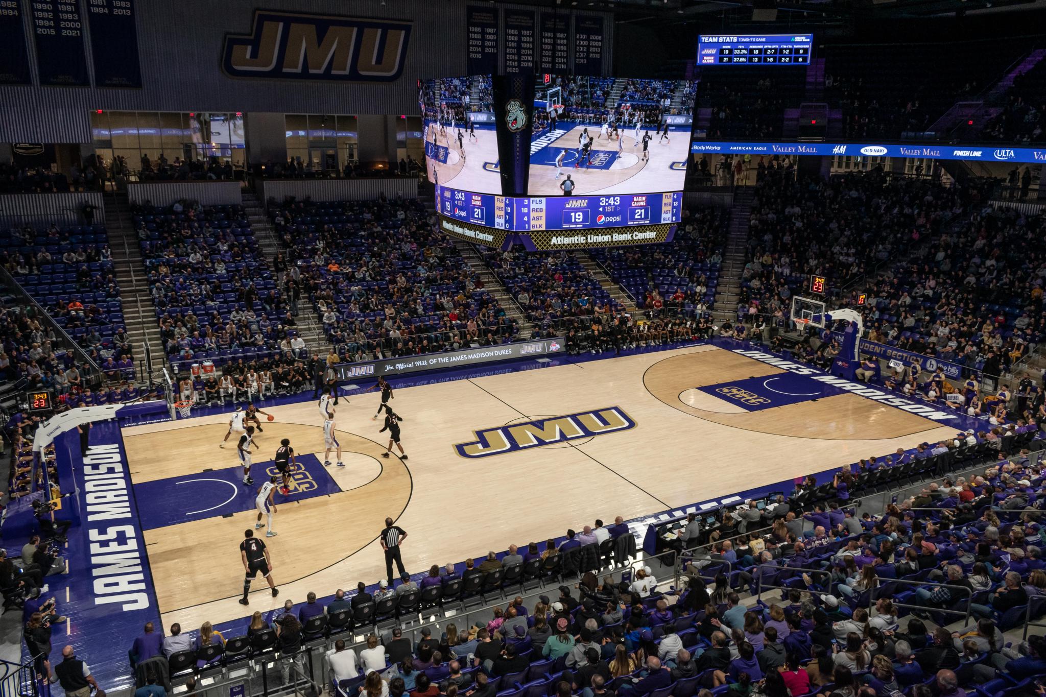 Atlantic Union Bank Center – Stadium51