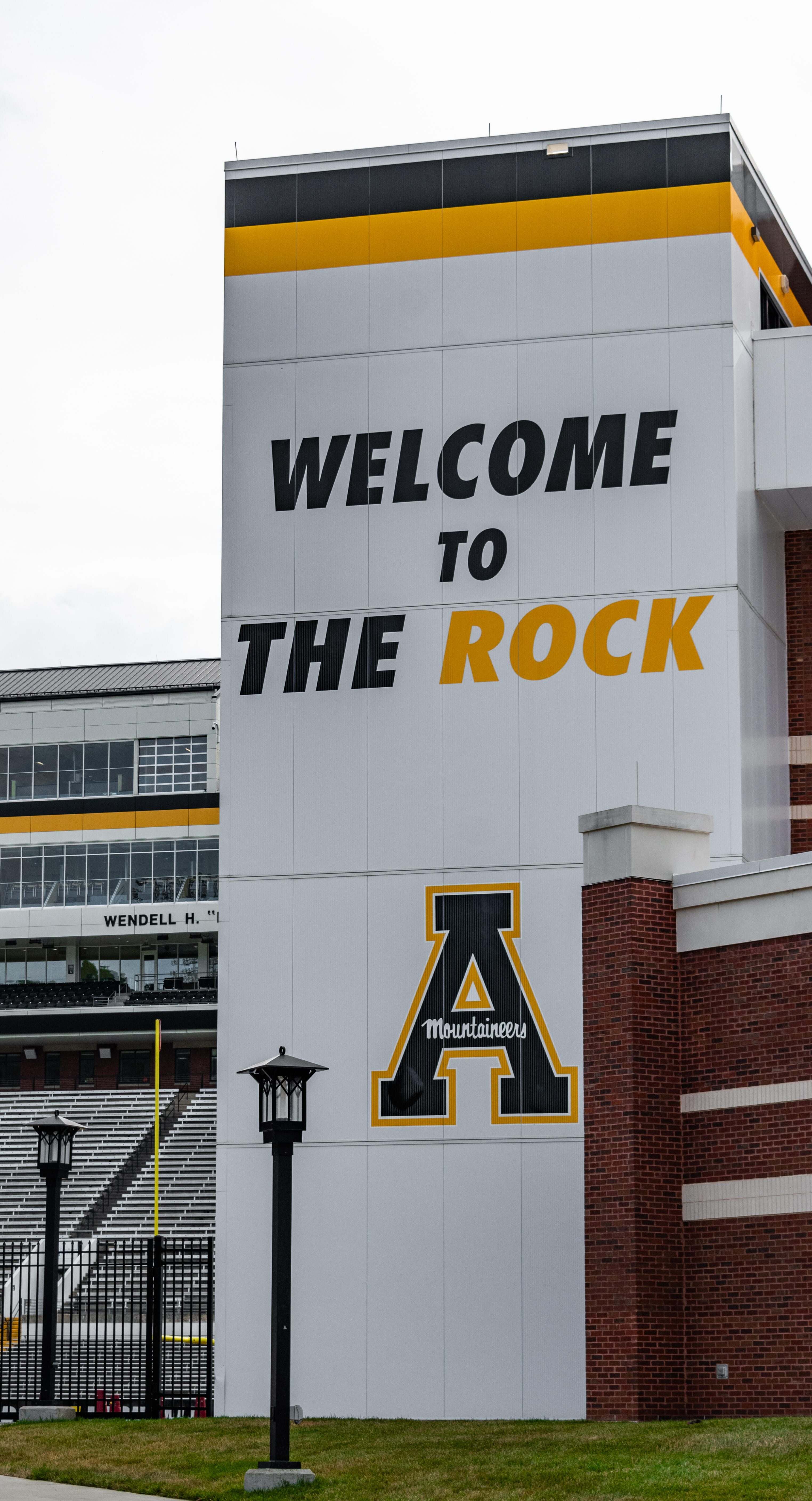 Kidd Brewer Stadium – Stadium51